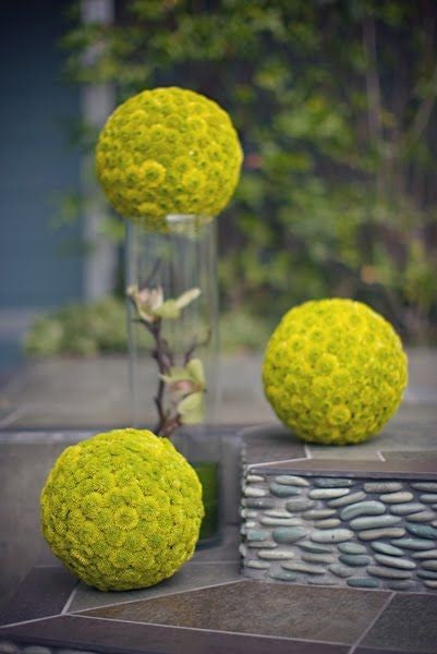 Oasis sphere shaped foam save time for arrangement and reduce foam ...